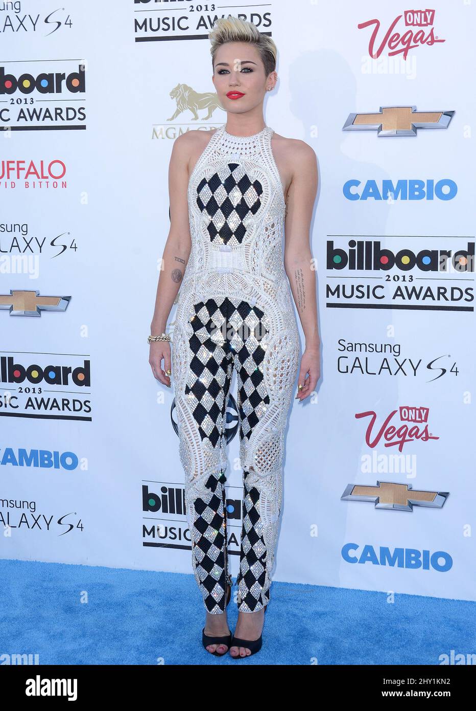 Jumpsuit beading hi-res stock photography and images - Alamy