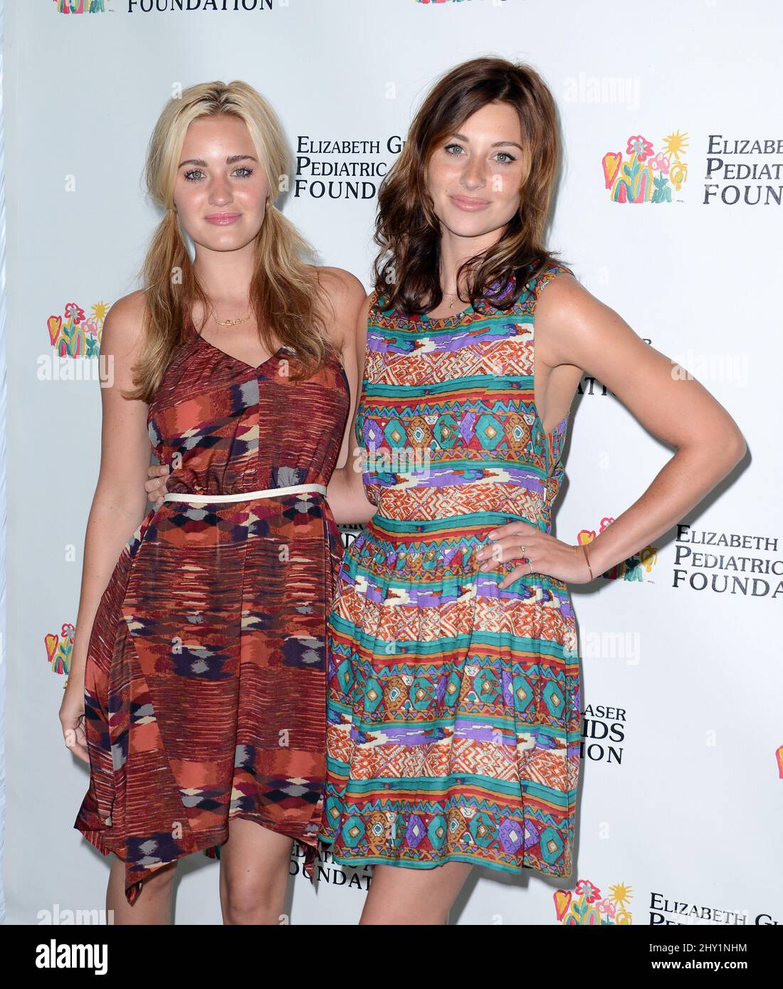 Aj michalka and aly michalka hi-res stock photography and images - Alamy
