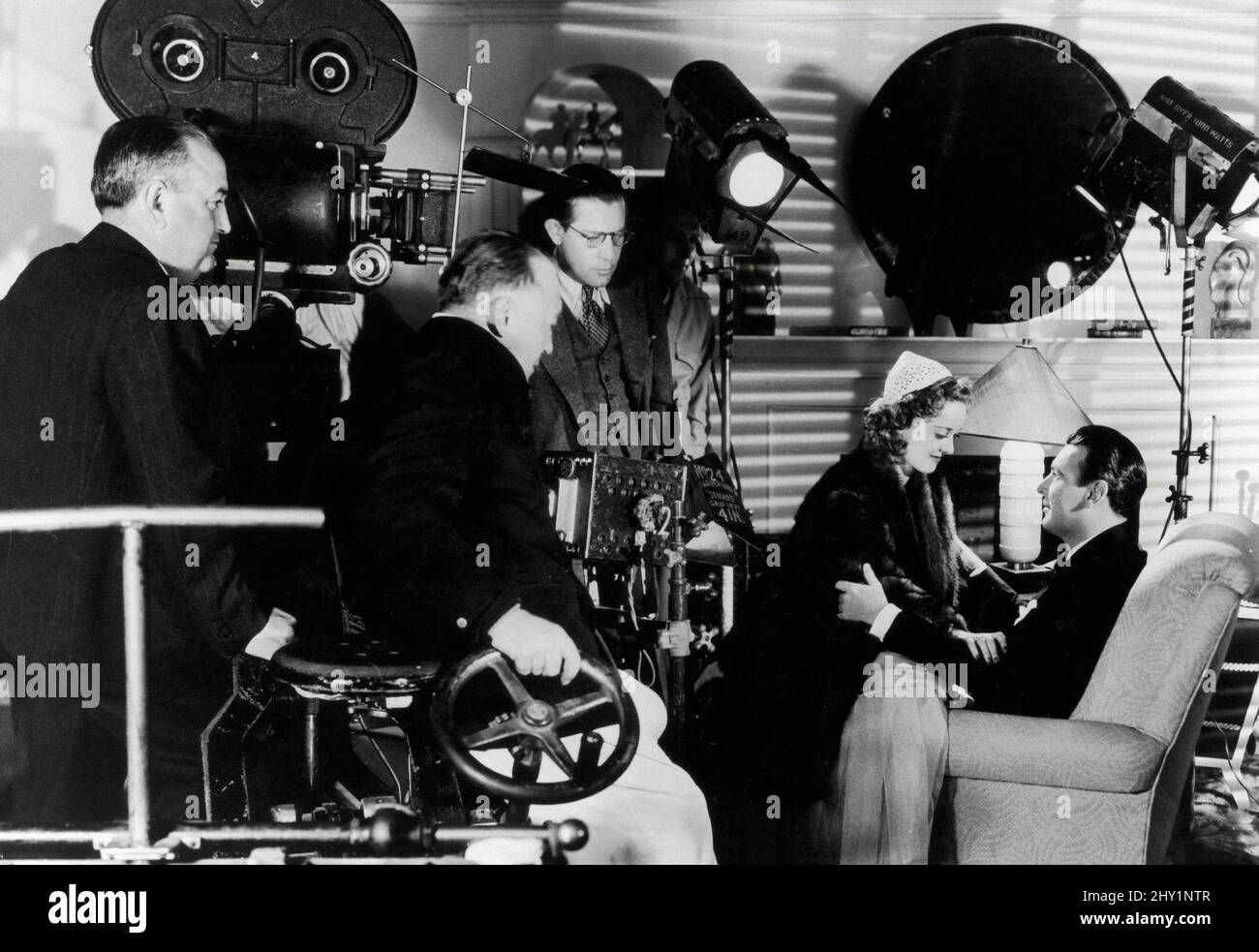 Dark victory 1939 george brent hi-res stock photography and images - Alamy