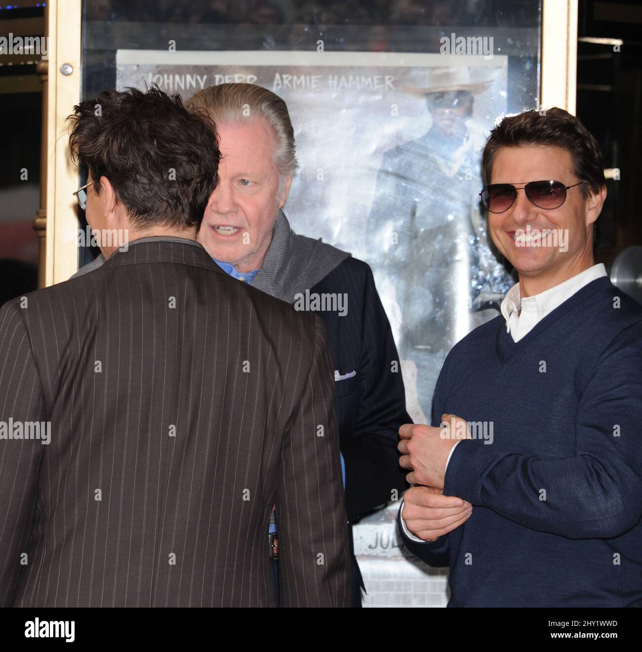 Tom cruise and jon voight hi-res stock photography and images - Alamy
