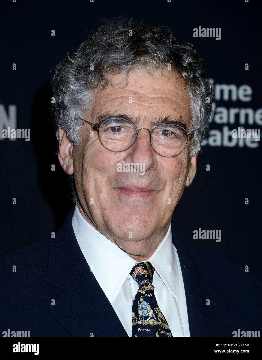 Elliott Gould attends the "Ray Donovan" Showtime premiere held at the ...