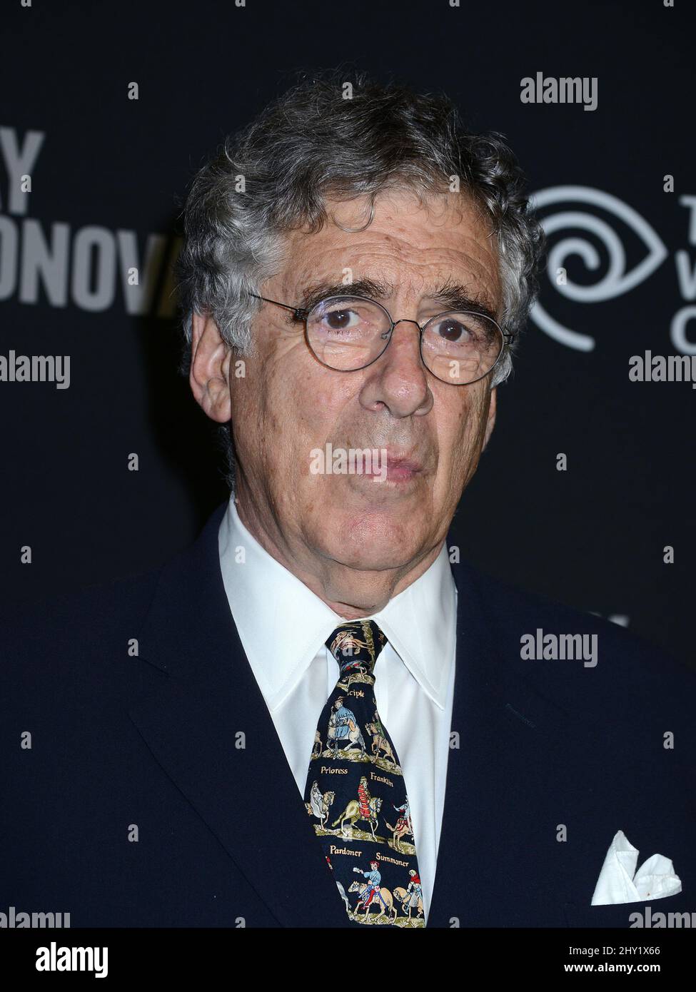 Elliott Gould attends the "Ray Donovan" Showtime premiere held at the ...