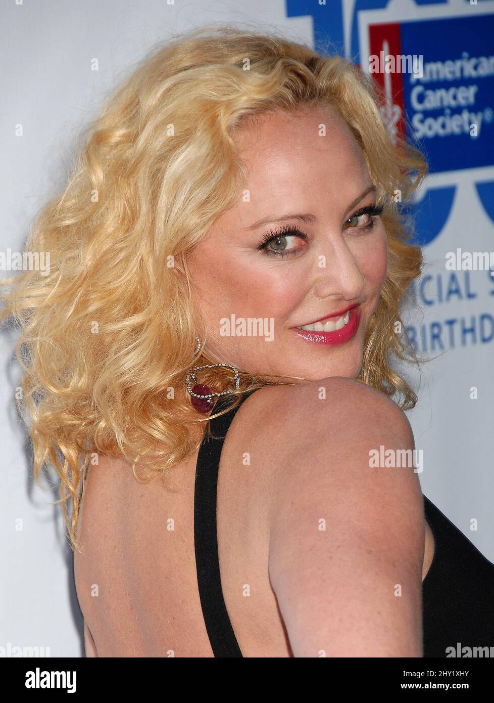 Virginia Madsen El Punto Caliente