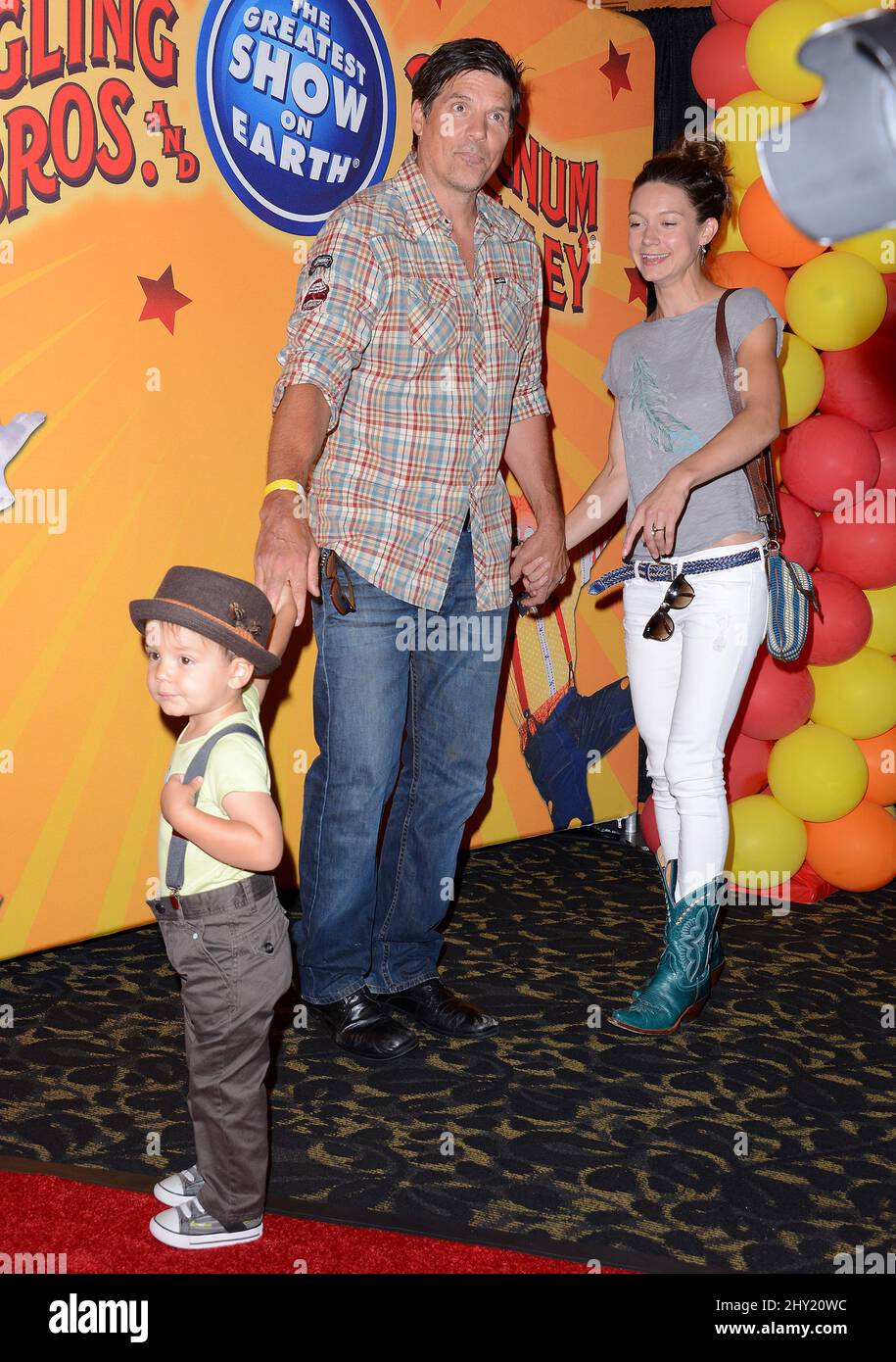 Paul Johansson Daughter Why Do One Tree Hill Fans Think Paul Johansson