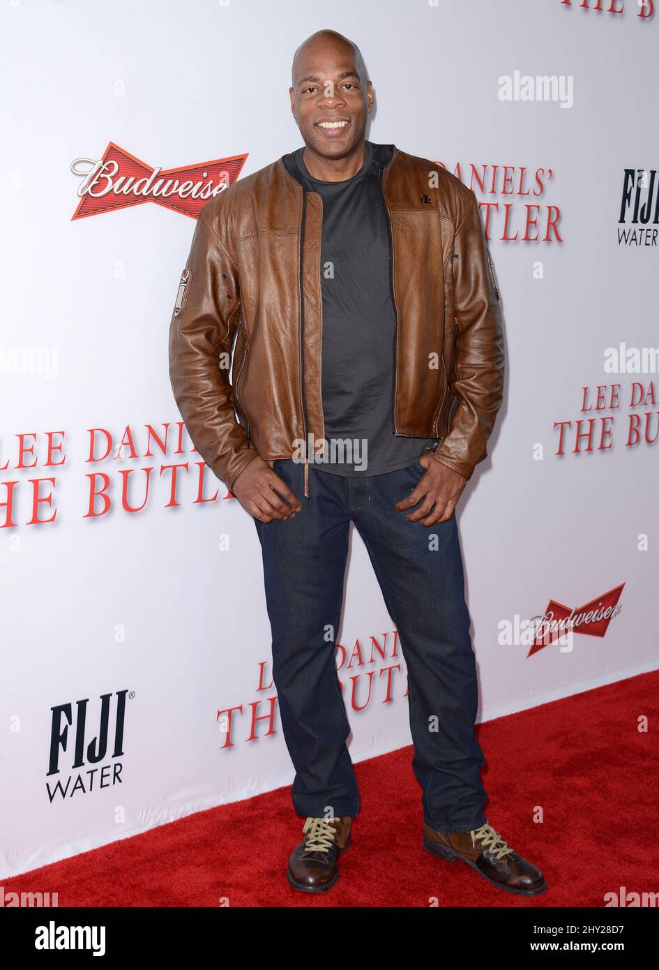 Alonzo Bodden arrives at the premiere of The Weinstein Company's Lee ...