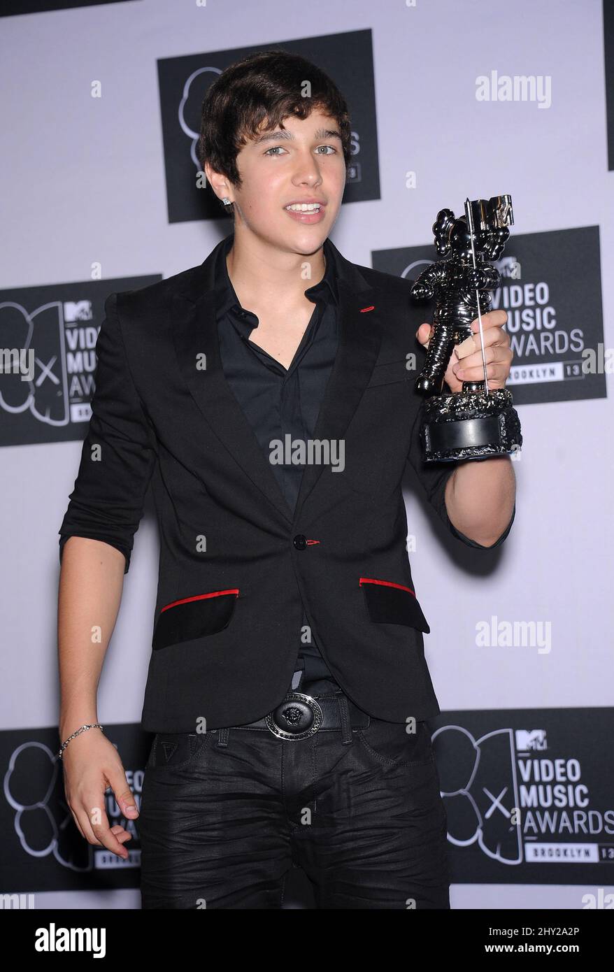 Austin mahone backstage in hi-res stock photography and images - Alamy