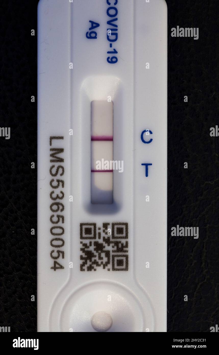 Positive Covid 19 lateral flow test / rapid lateral flow antigen ...