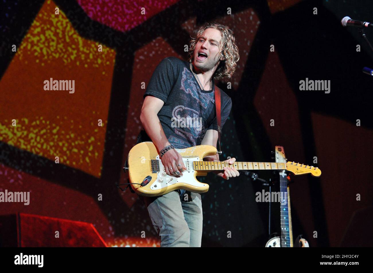 James in concert hi-res stock photography and images - Alamy