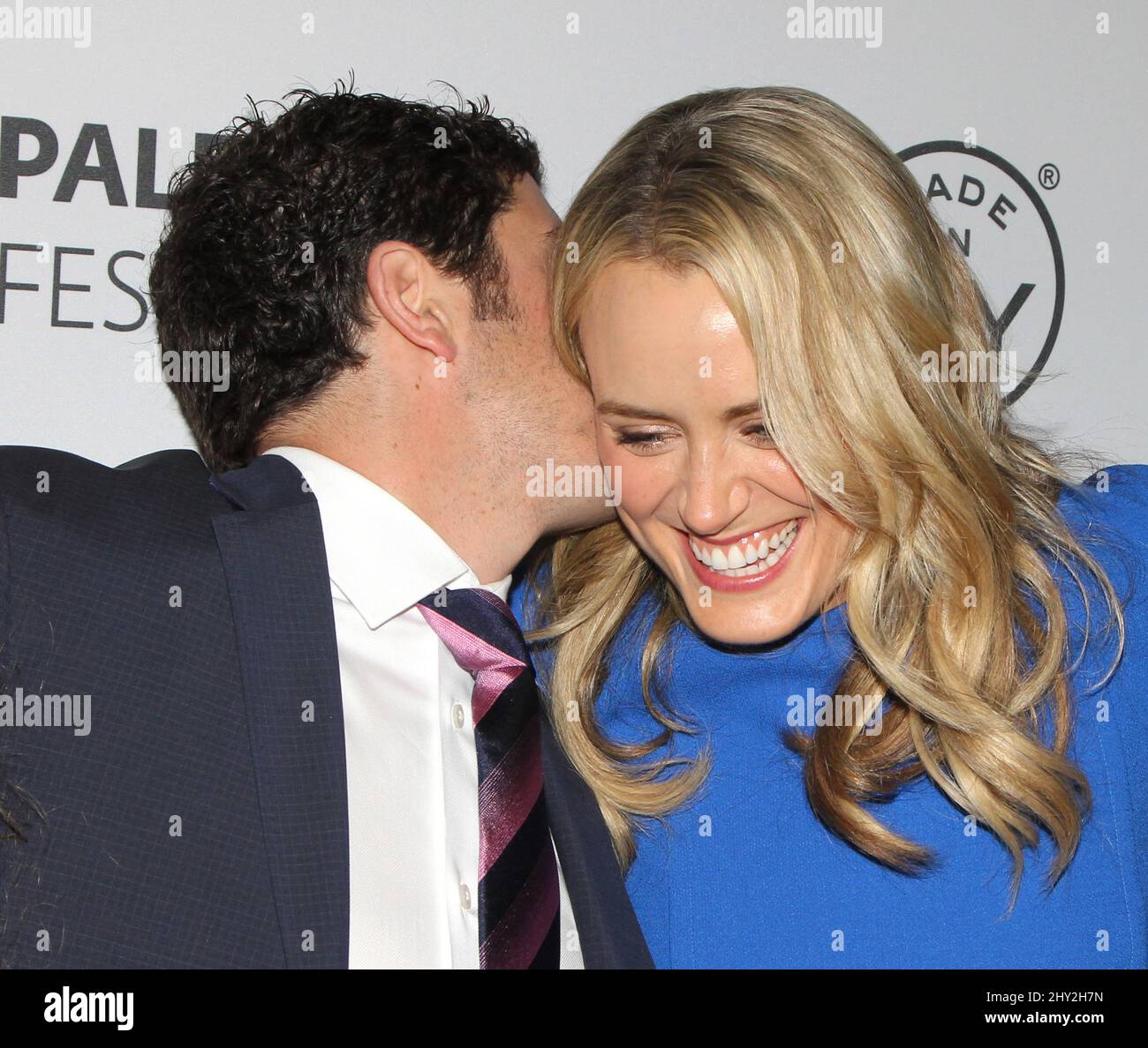 Jason Biggs And Taylor Schilling