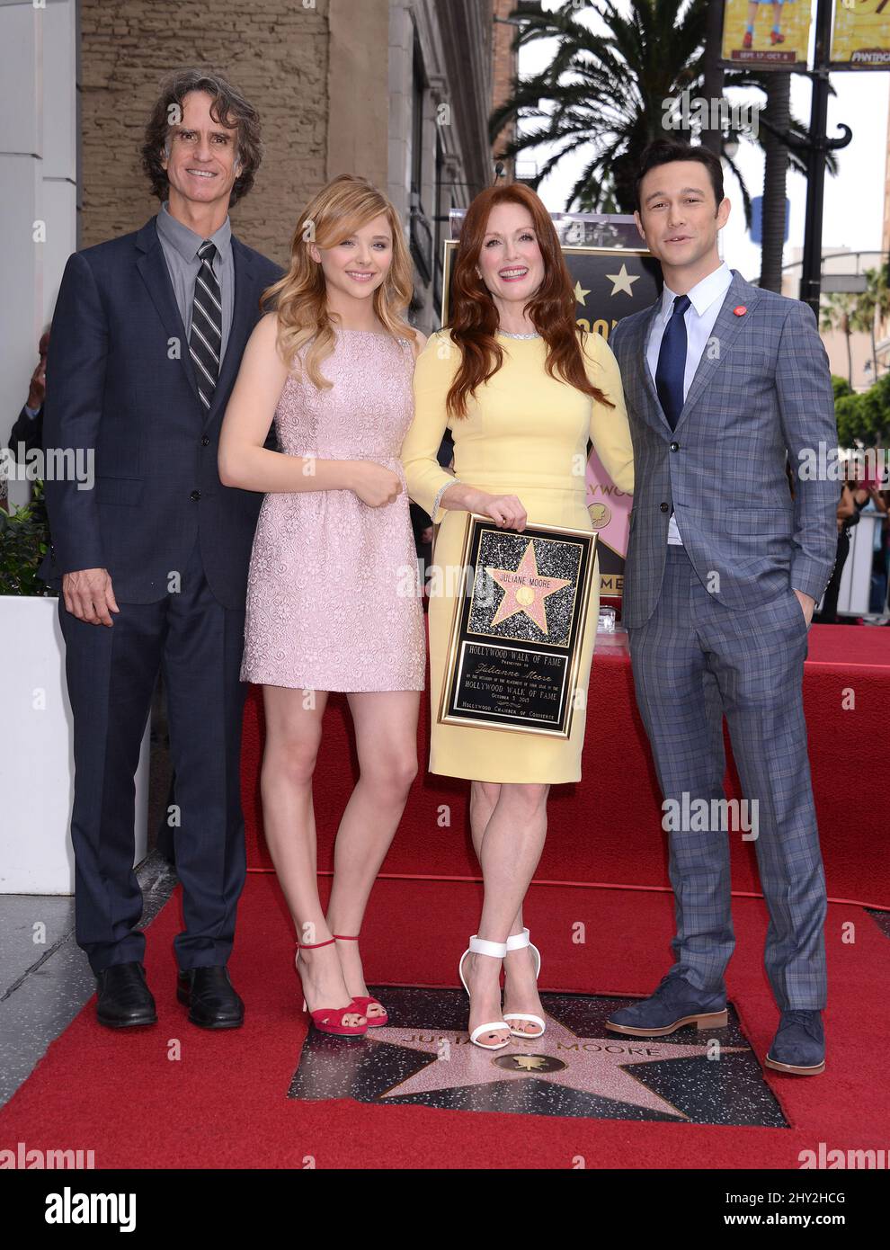Jay Roach, Chloe Grace Moretz, Julianne Moore and Joseph Gordon-Levitt ...