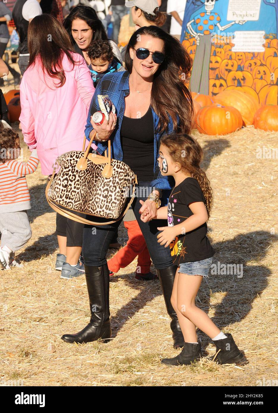 Kyle richards and family hi-res stock photography and images - Alamy