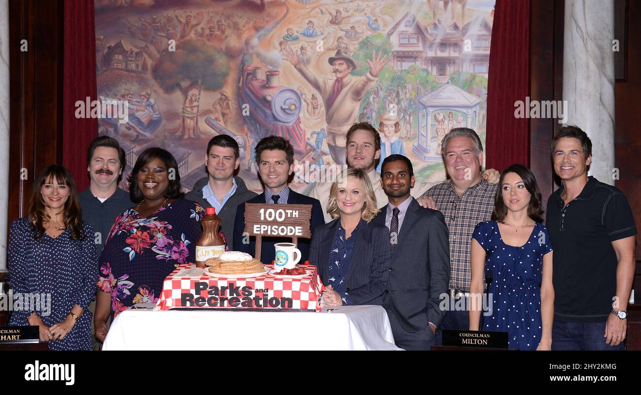 Rashida Jones, Nick Offerman, Retta, Michael Schur, Adam Scott, Amy ...