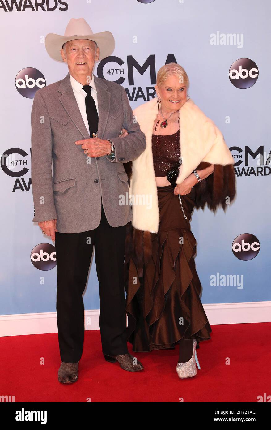 Father casey anderson hi-res stock photography and images - Alamy