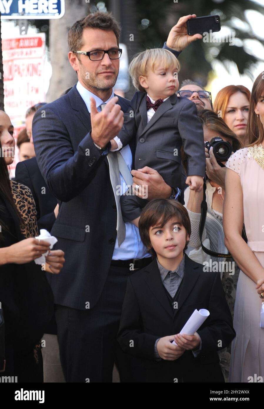 Mariska hargitay and andrew hermann hi-res stock photography and images ...