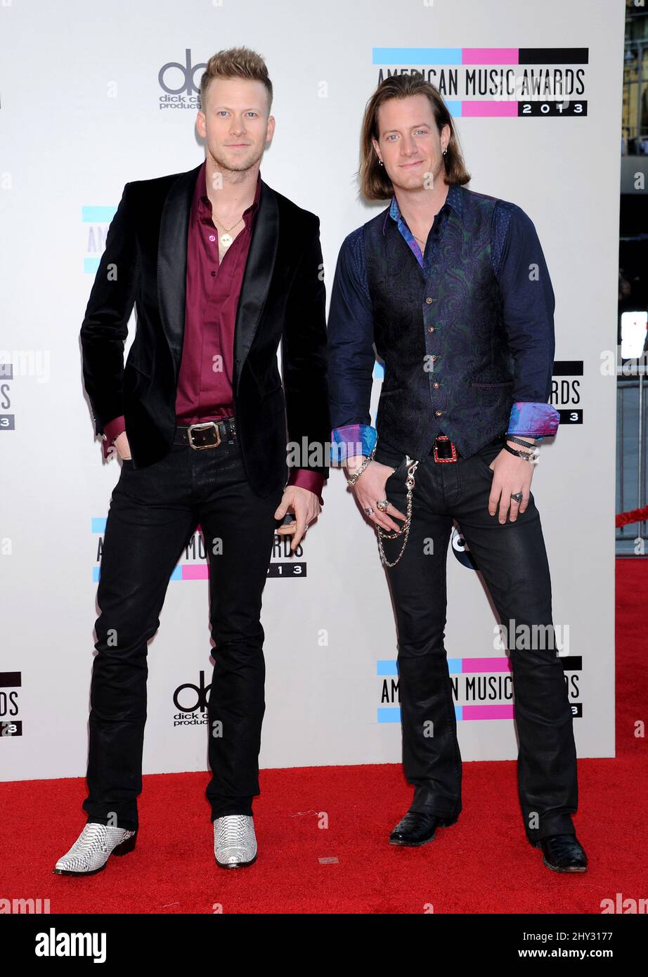 Florida Georgia Line attending the 2013 American Music Awards held at ...