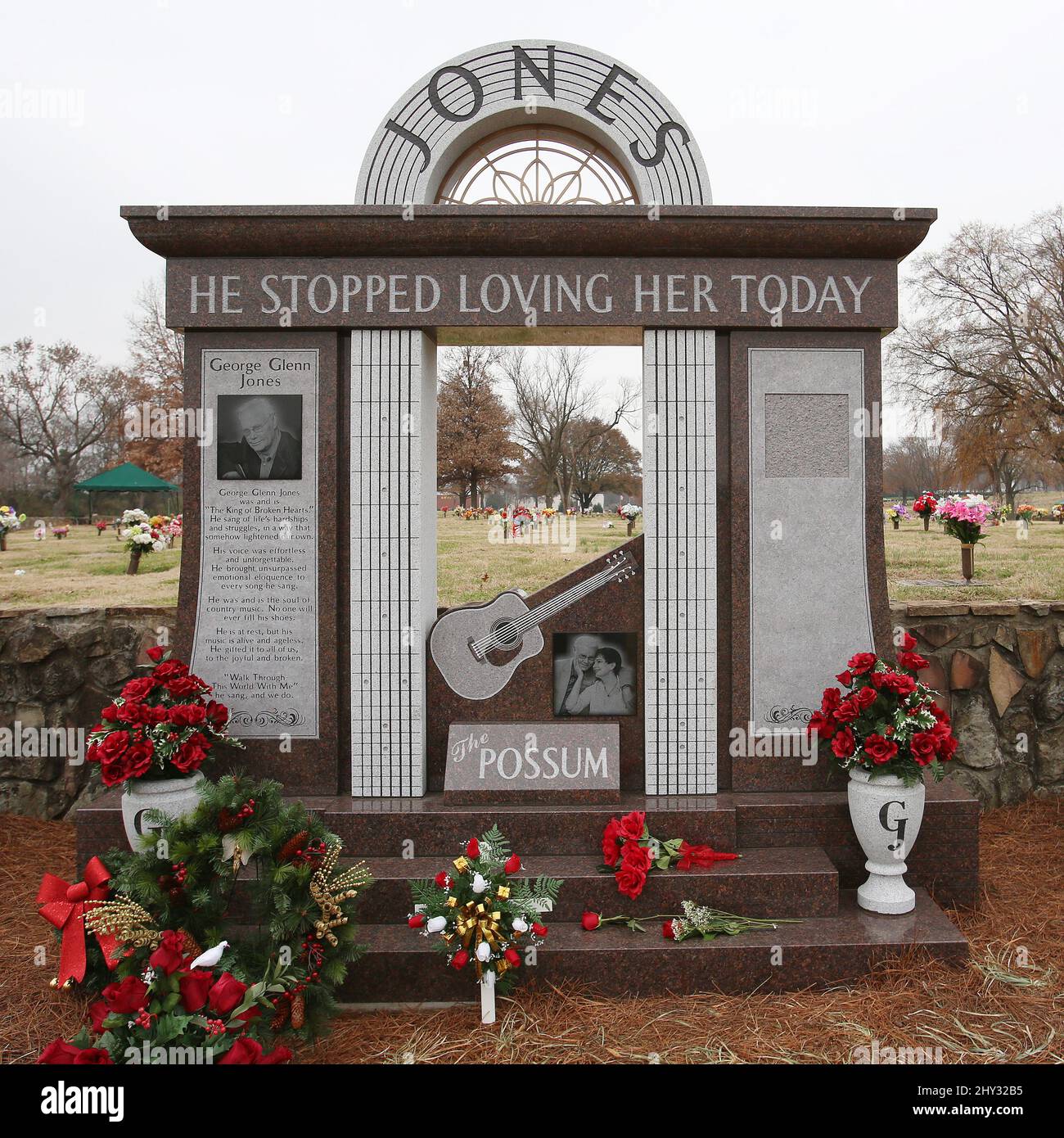 George Jones Gravesite Photos For George Jones Fans, One Last Show