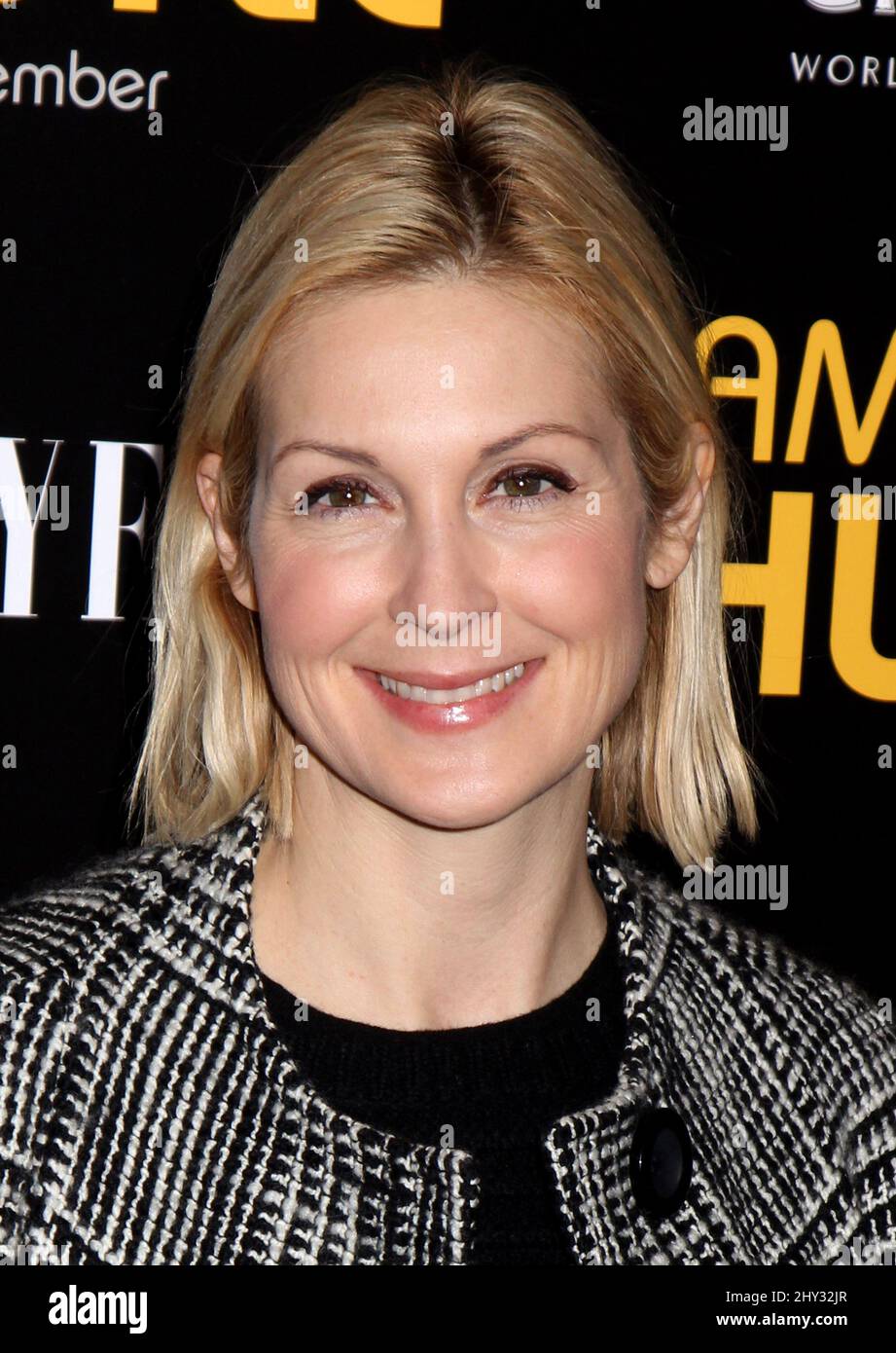 Kelly Rutherford attending the "American Hustle" premiere held at the ...
