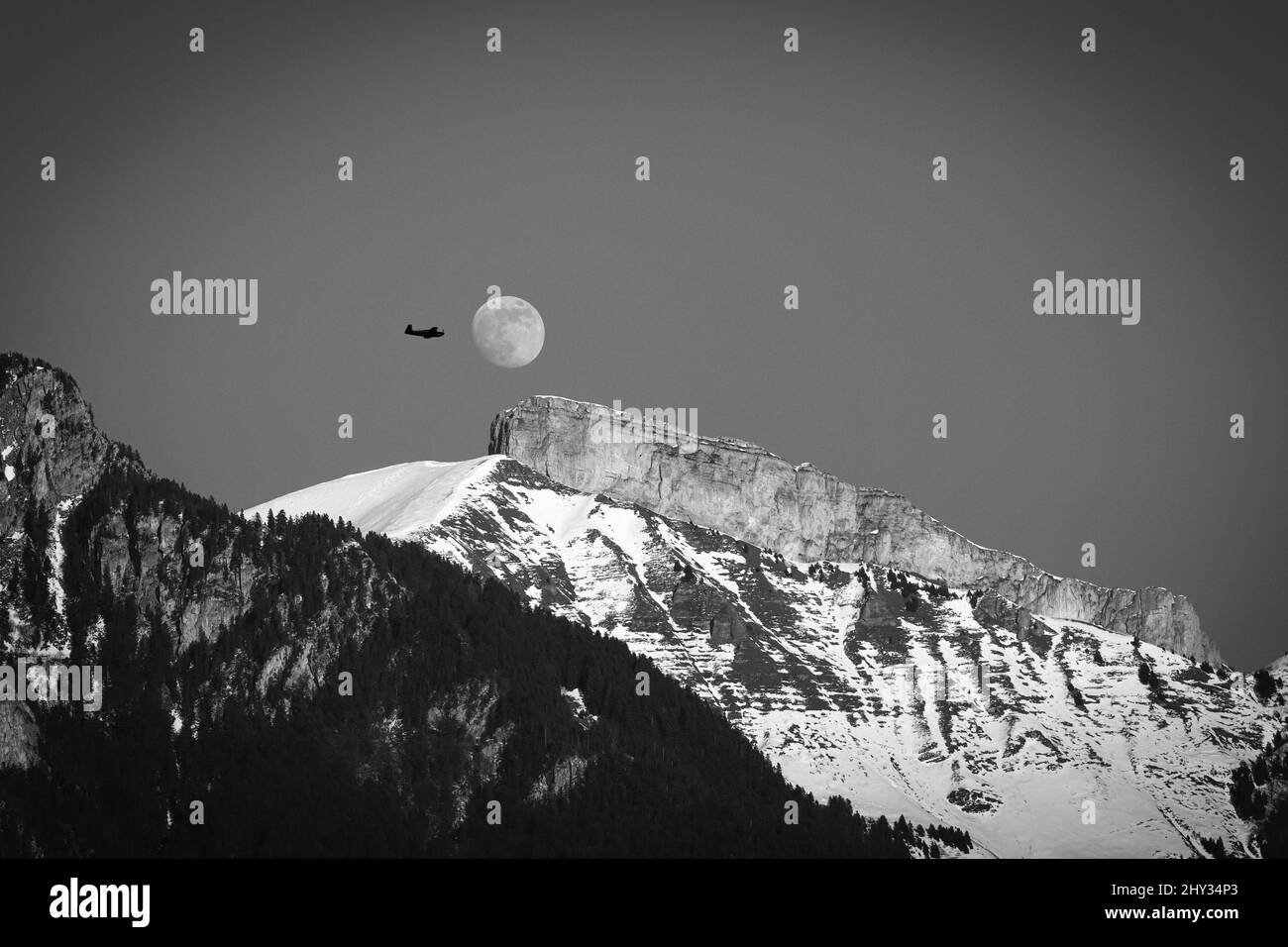 Moon over mountains Black and White Stock Photos & Images - Alamy