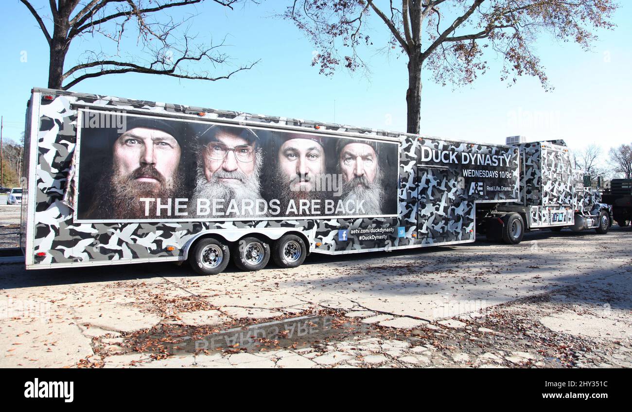 Headquarters of 'Duck Dynasty' located at Duck Commander Stock Photo ...