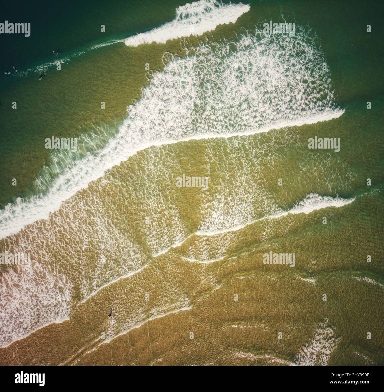 Top view sea beach waves hi-res stock photography and images - Alamy