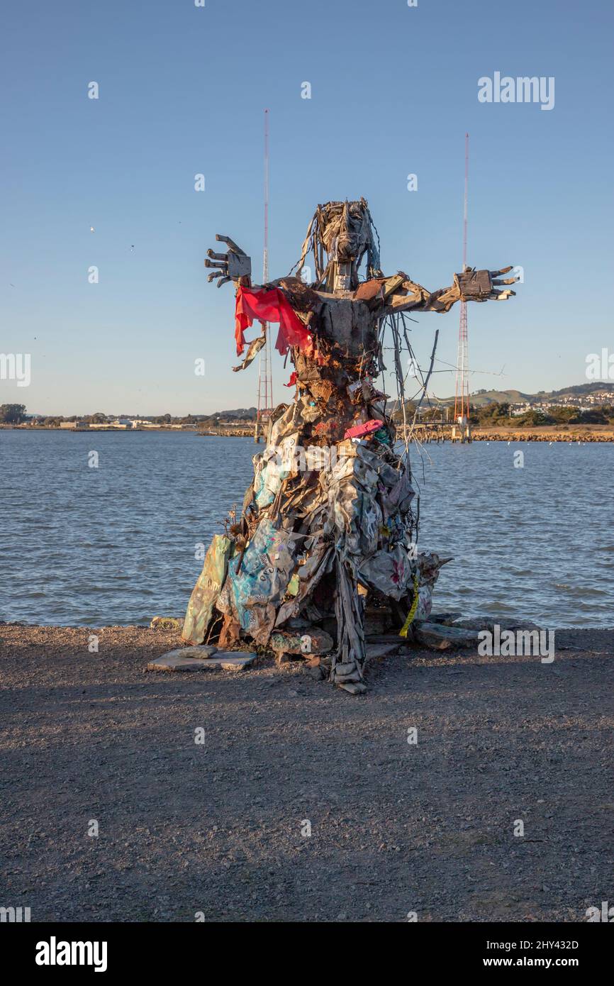 The Albany Bulb is a unique waterfront park located along the San ...