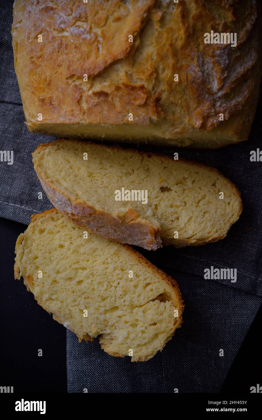 Top view of two pieces of bread cut from a loaf Stock Photo - Alamy