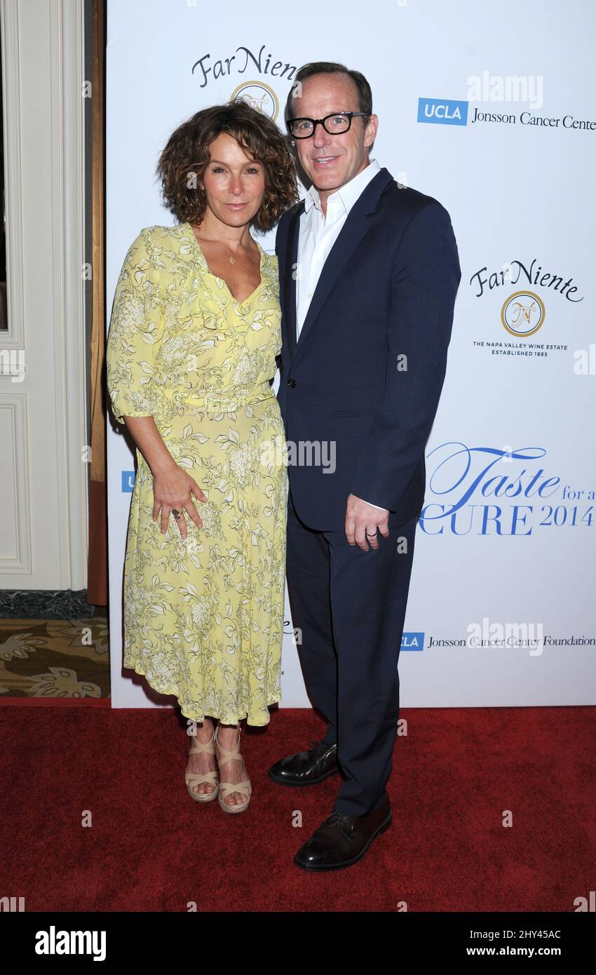 Jennifer Gray and Clark Gregg attending the 19th Annual Jonsson Cancer ...