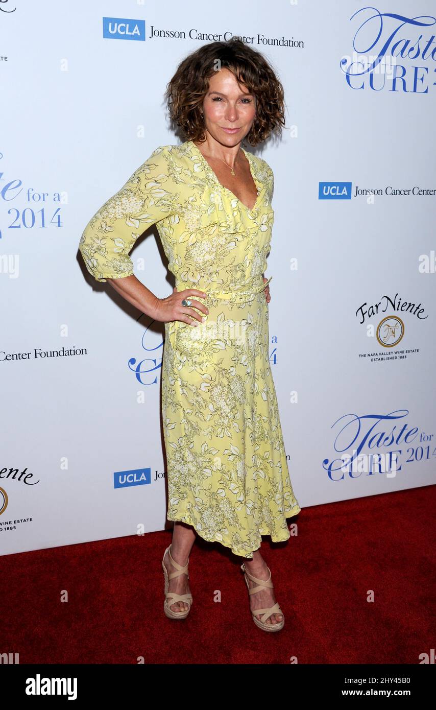 Jennifer Gray attending the 19th Annual Jonsson Cancer Center ...