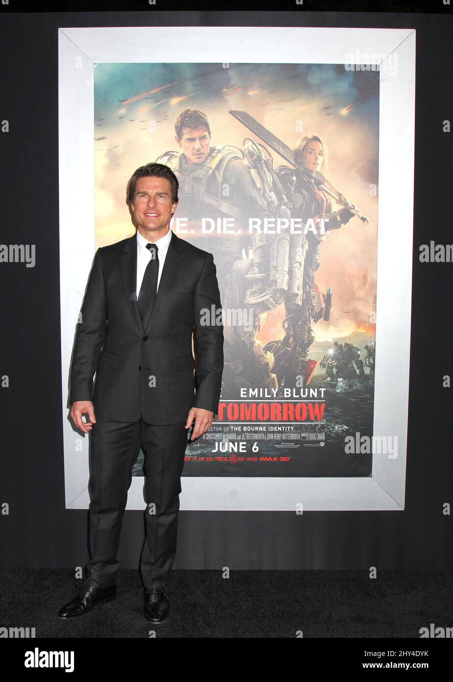 Edge of tomorrow hi-res stock photography and images - Alamy