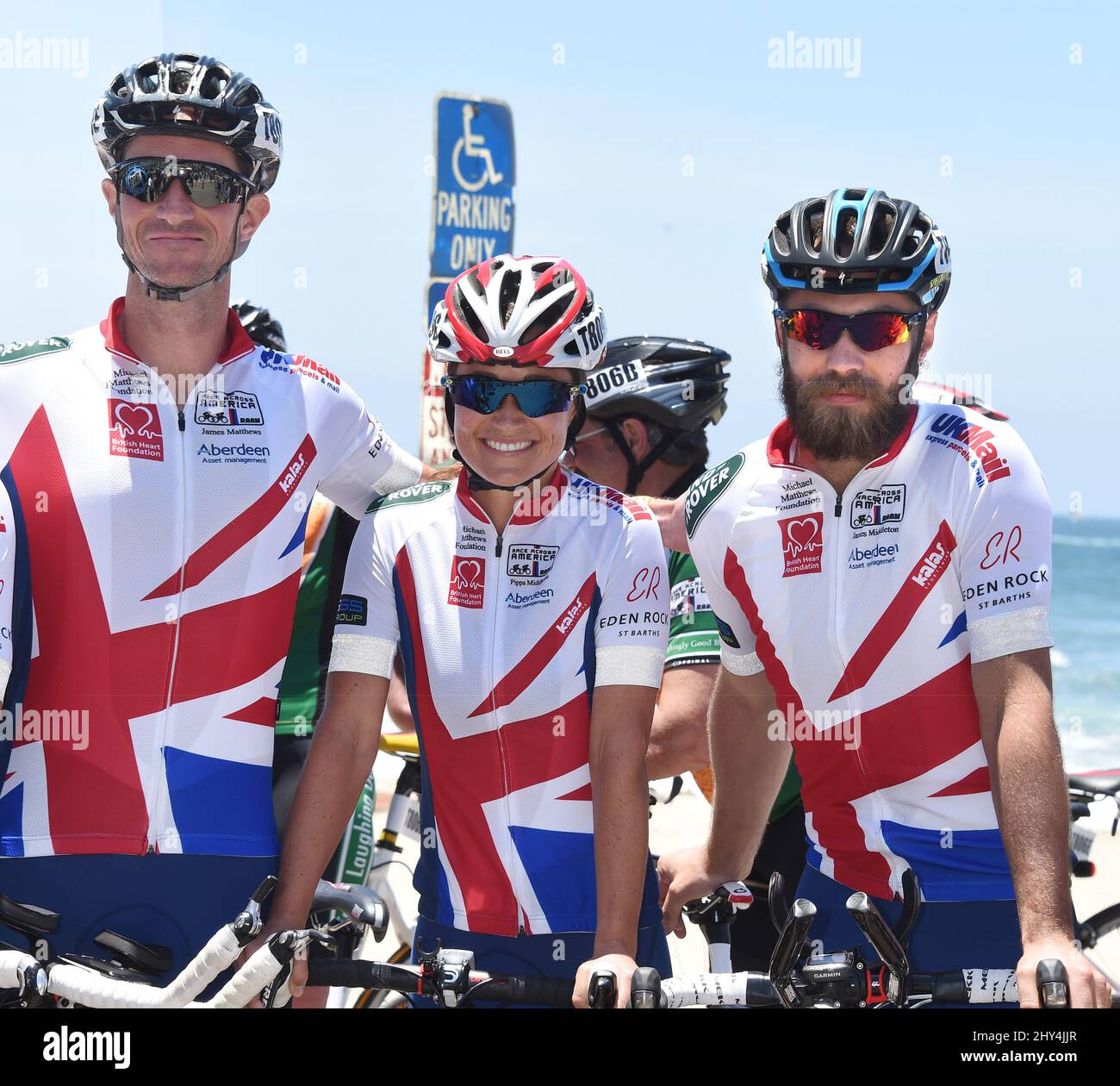 Pippa Middleton starts the 3,000 miles cycle across the United States ...