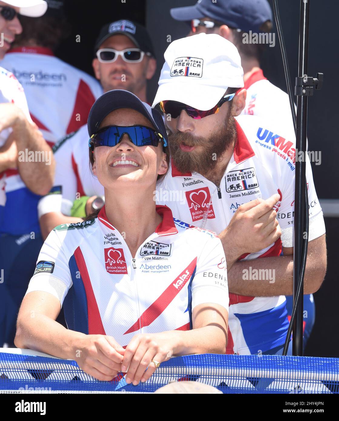 Pippa Middleton starts the 3,000 miles cycle across the United States ...