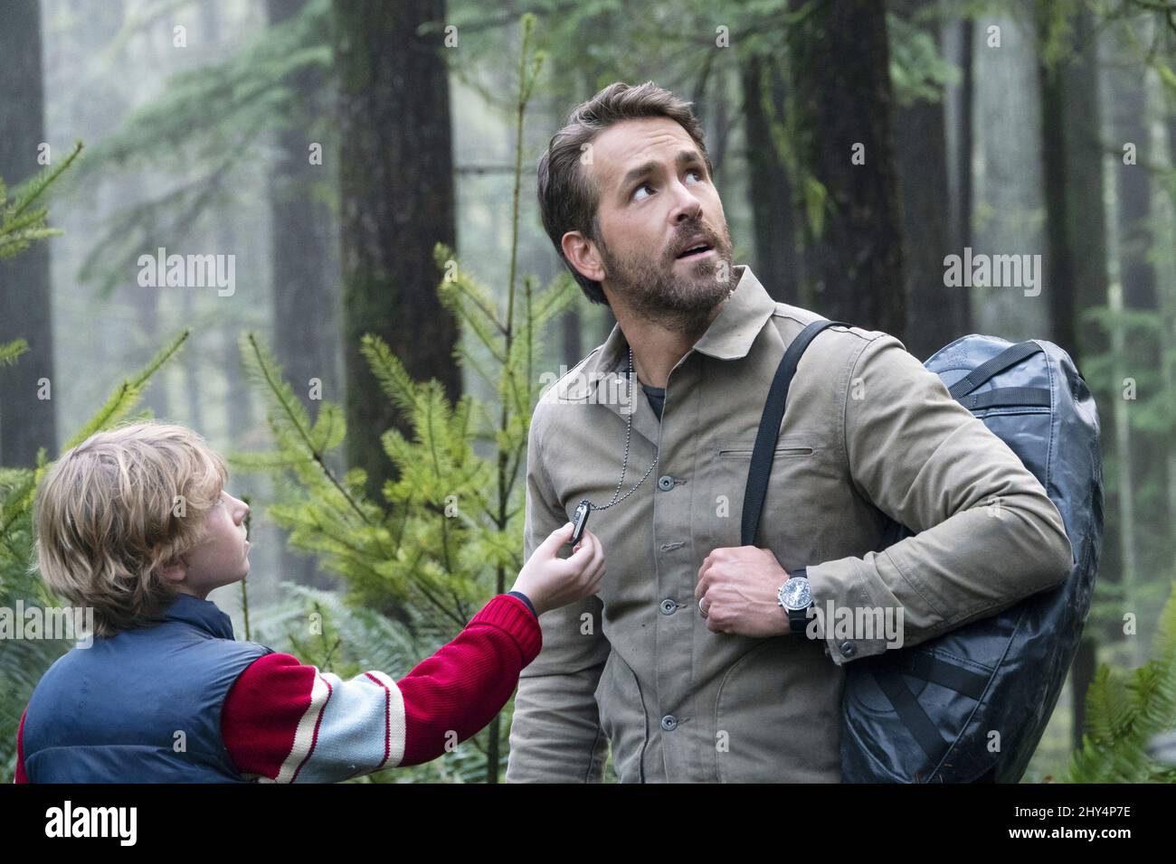 THE ADAM PROJECT, from left: Walker Scobell, Ryan Reynolds, 2022. ph ...