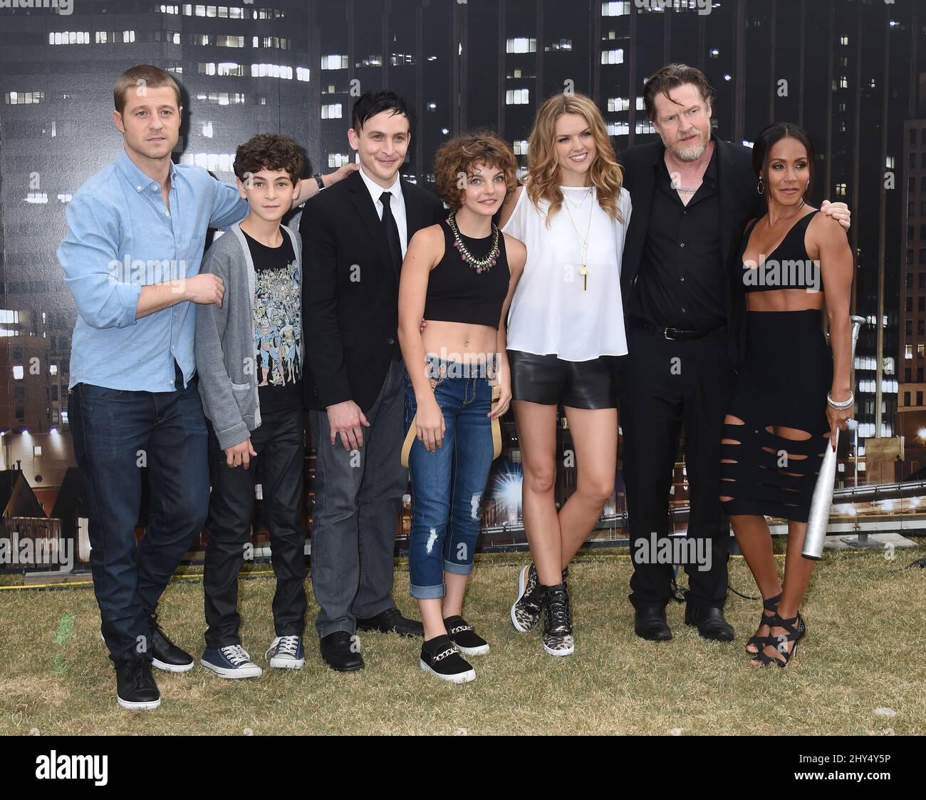 Ben McKenzie, David Mazouz, Robin Taylor, Camren Bicondova, Erin ...