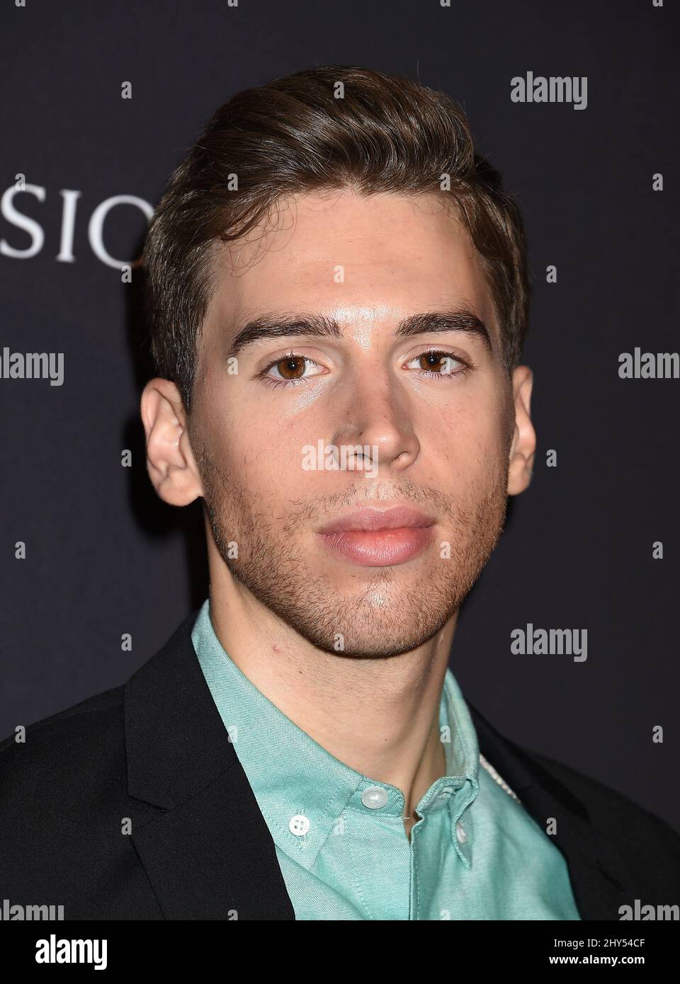 Jordan Gavaris Gif