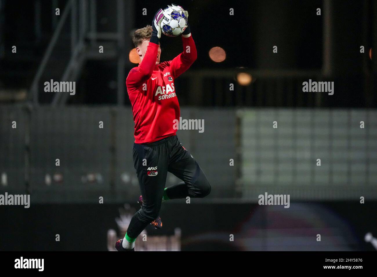 MAASTRICHT, NETHERLANDS - JANUARY 15: Sem Westerveld of AZ Alkmaar U23 ...