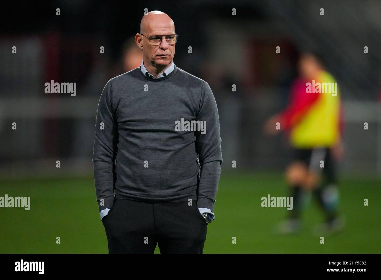 MAASTRICHT, NETHERLANDS - JANUARY 15: Coach Klaas Wels of MVV ...