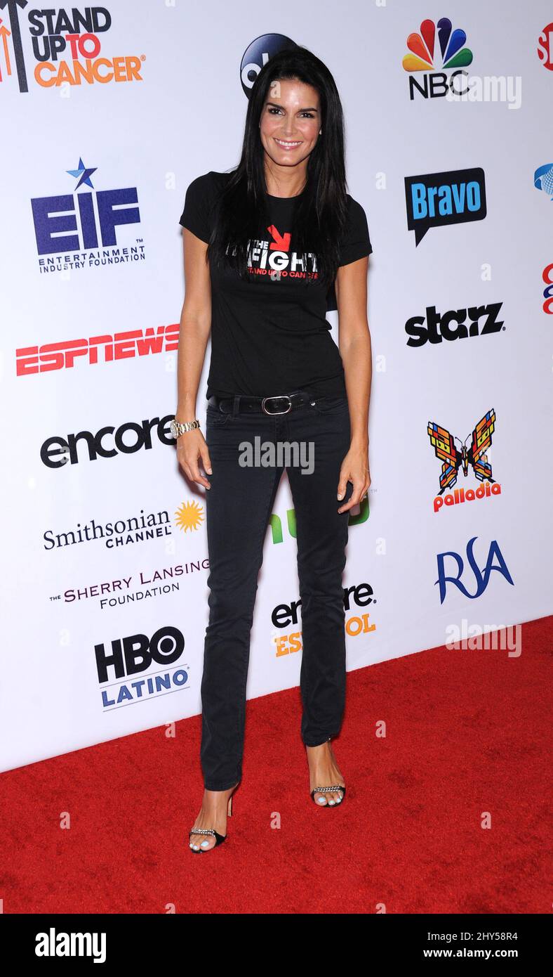 Angie harmon red carpet event hi-res stock photography and images - Alamy