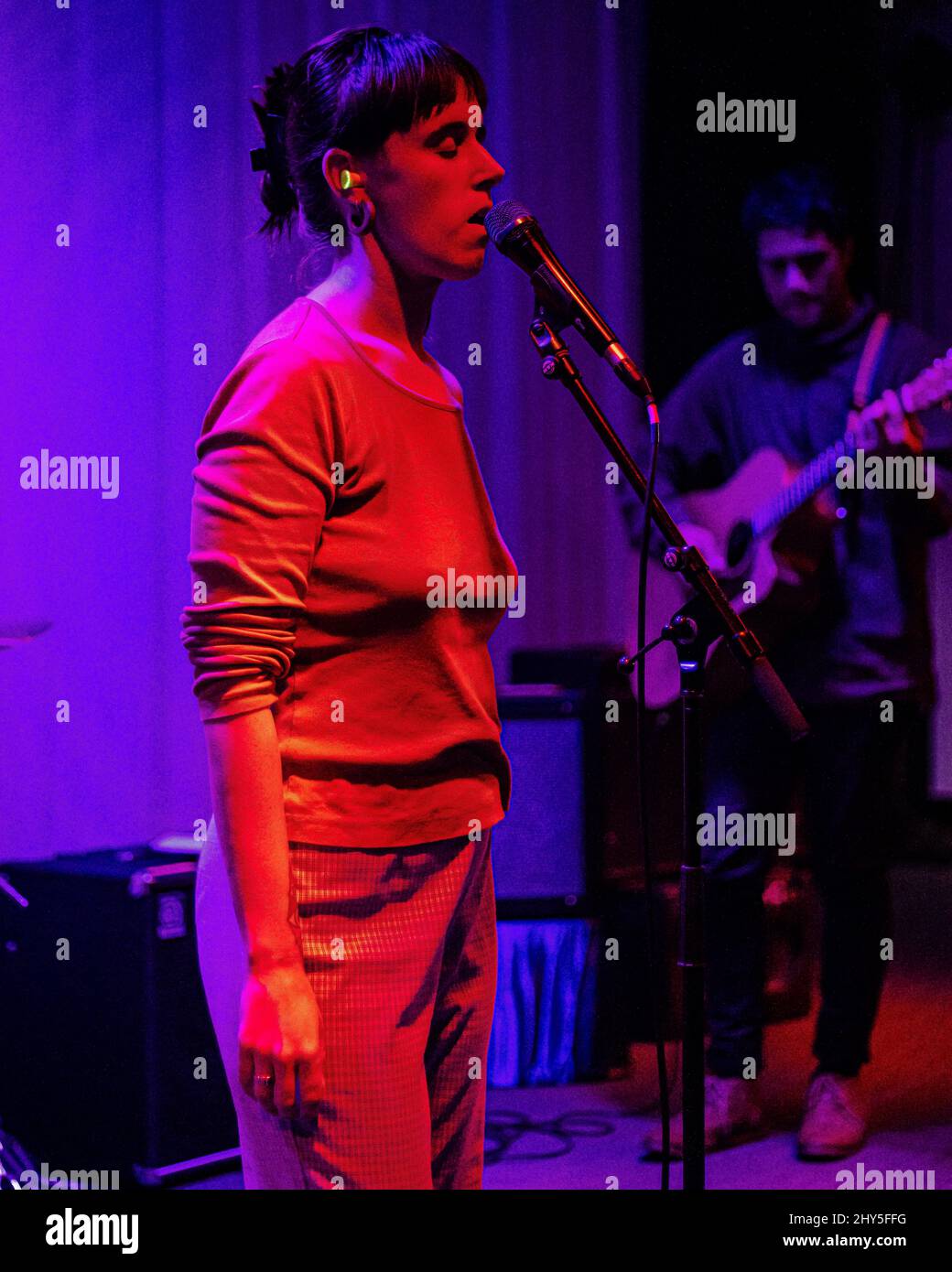 Female performing live at the Boxhill Institute in Australia Stock ...