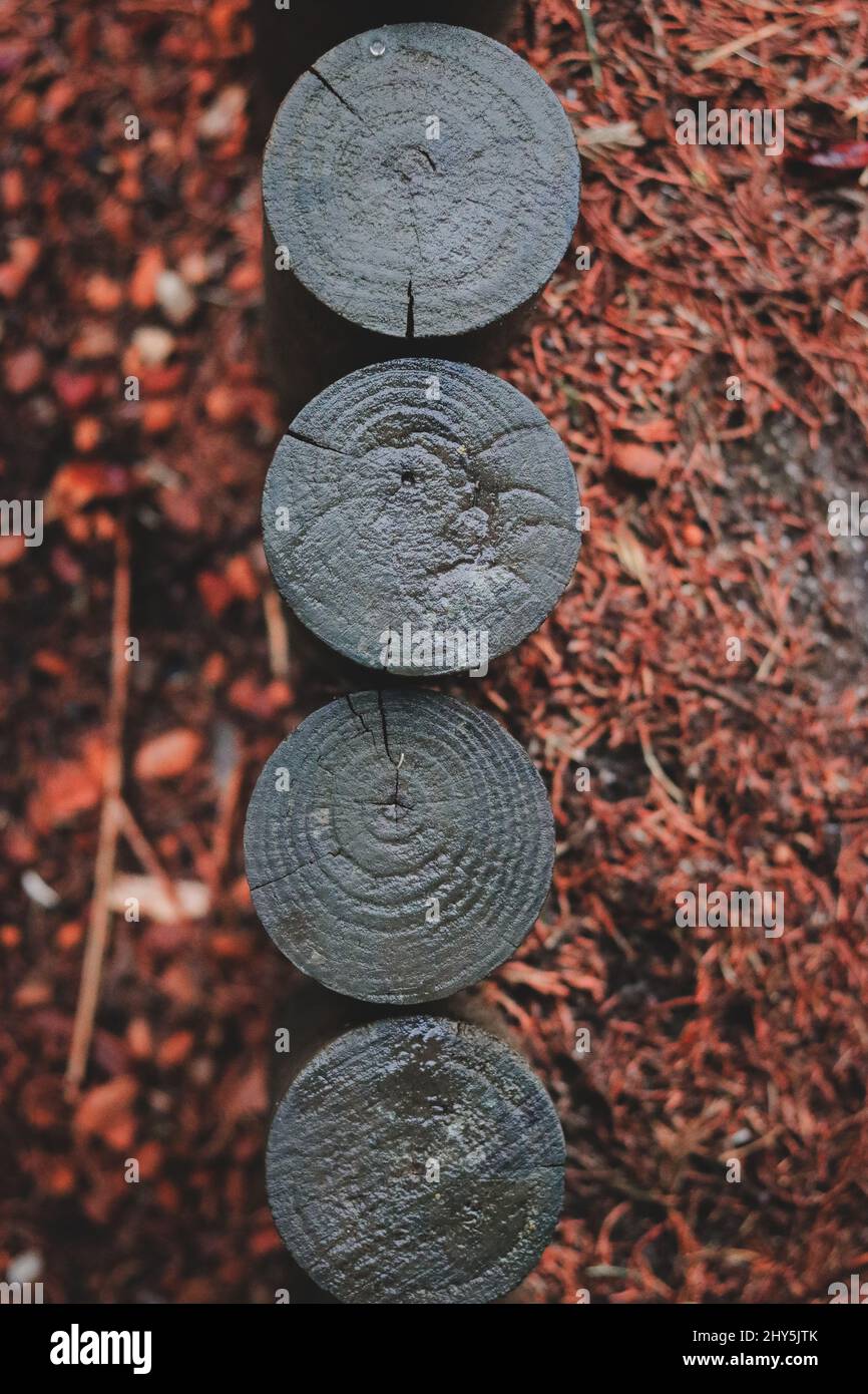 Round blocks hi-res stock photography and images - Alamy