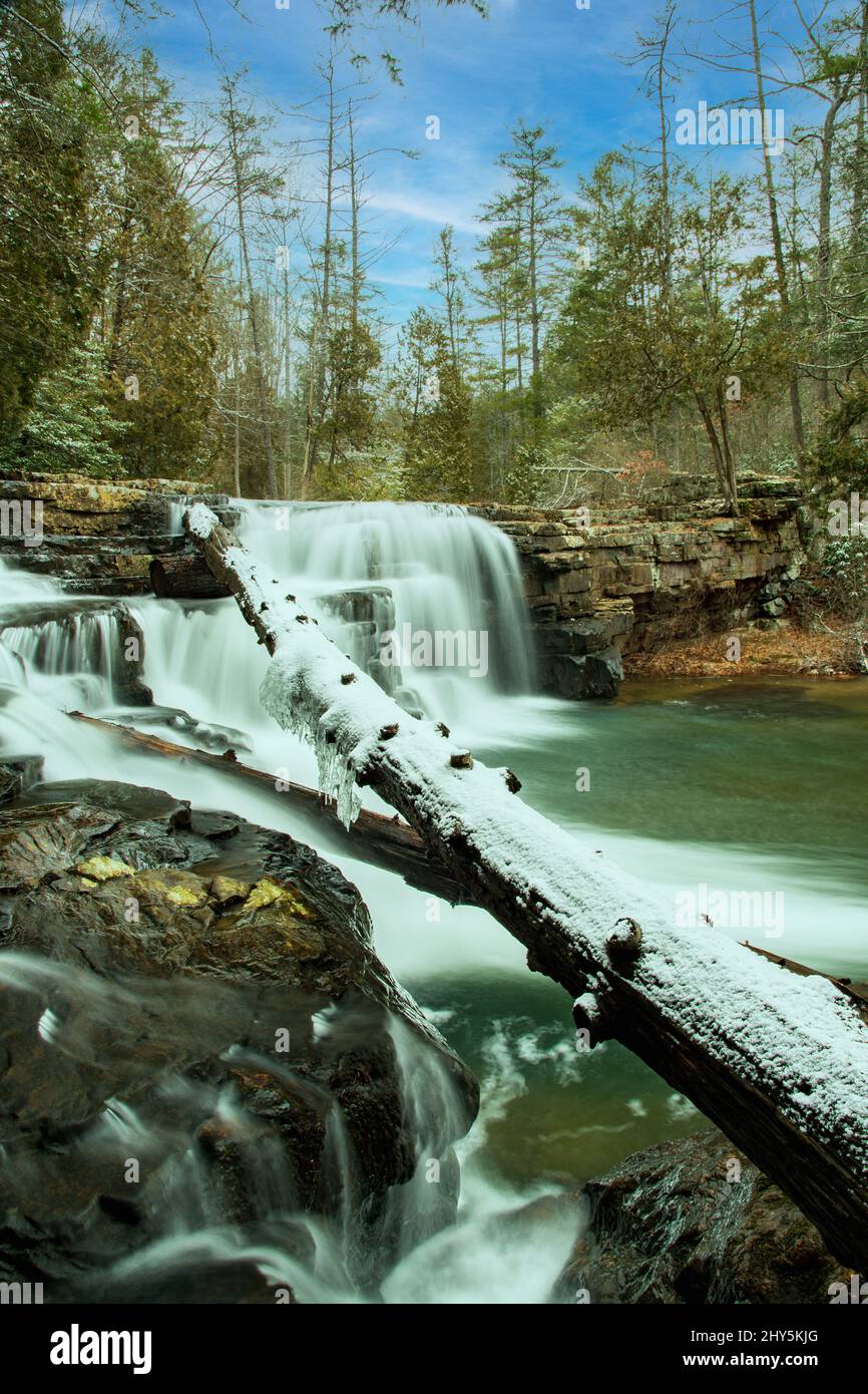 Vertical shot of the Falls of Dismal during winter in Virginia, United ...