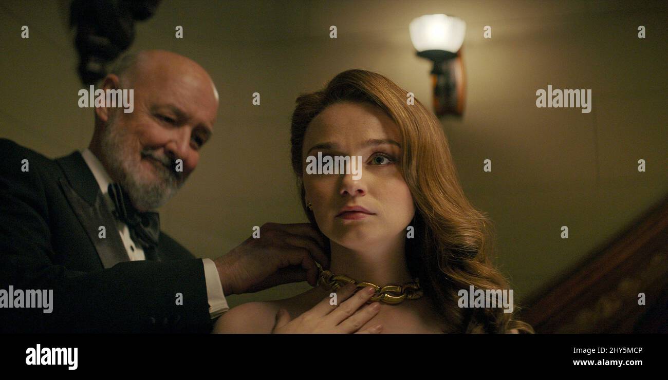 PIECES OF HER, from left: Terry O'Quinn, Jessica Barden, (Season 1, ep ...