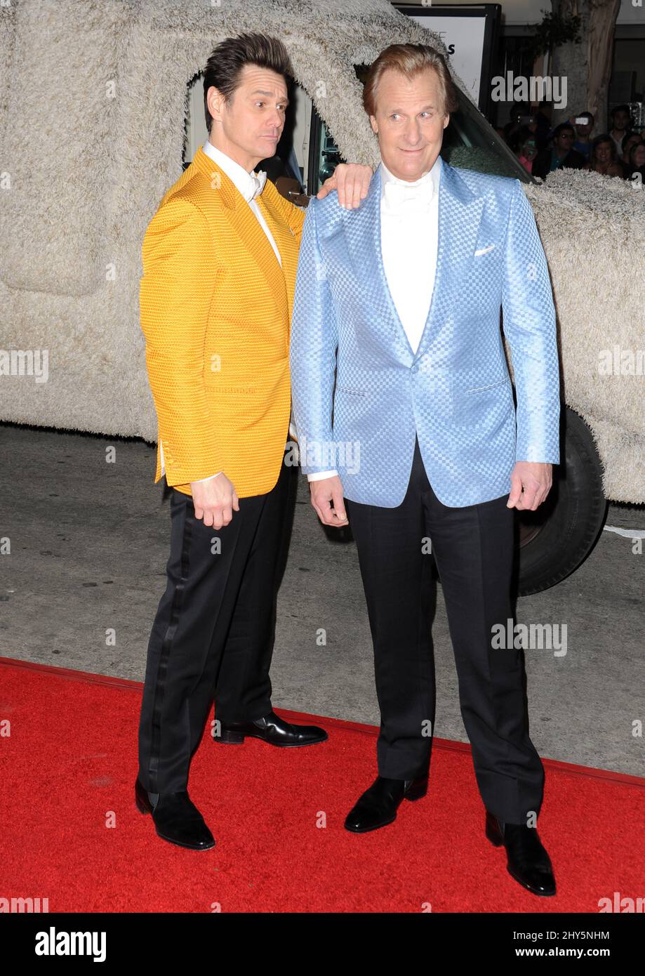 Jim Carey, Jeff Daniels attends the "Dumb And Dumber To" Los Angeles ...