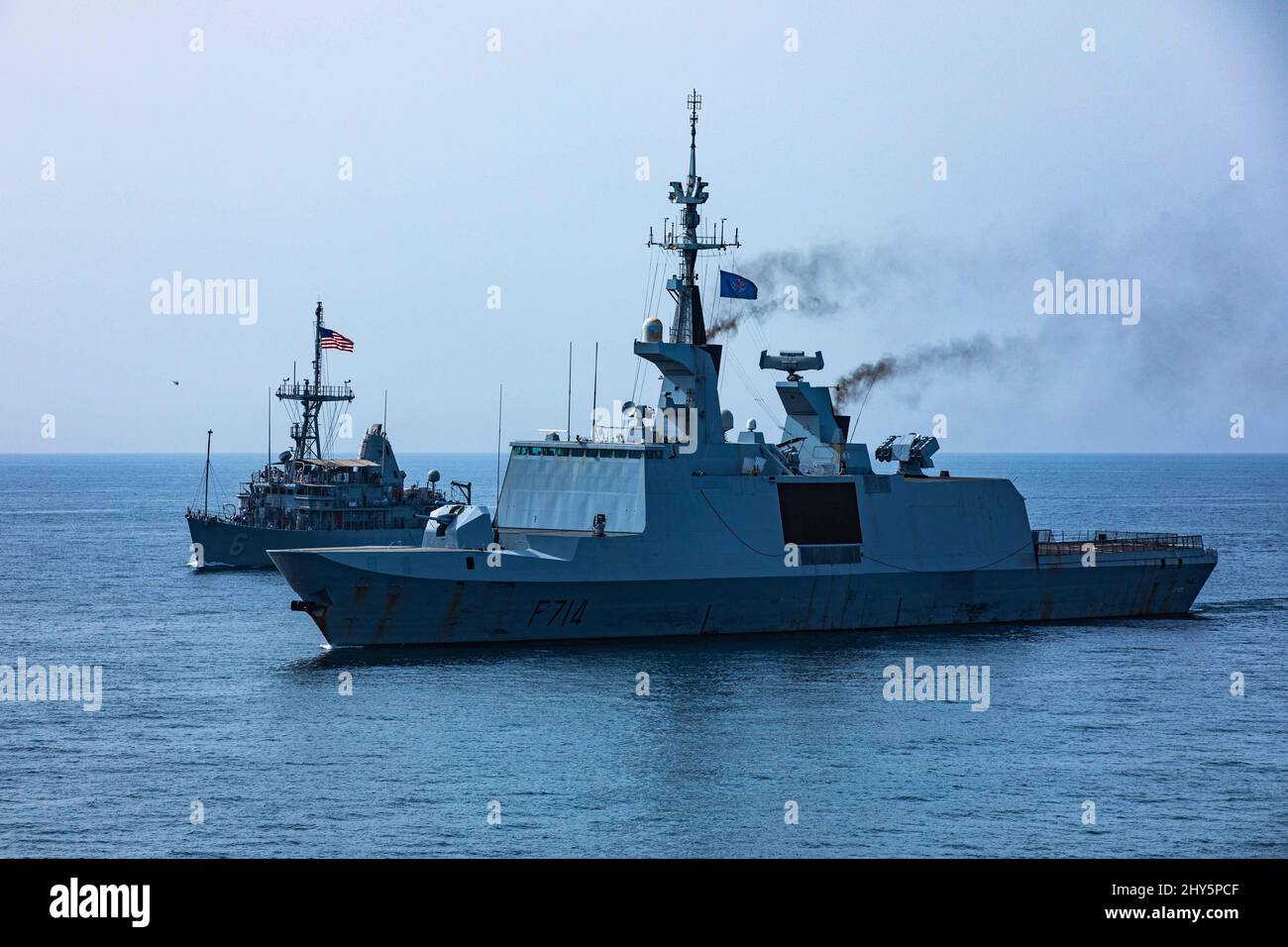 220307-A-LN610-1127 GULF OF OMAN (March 7, 2022) French Navy frigate ...