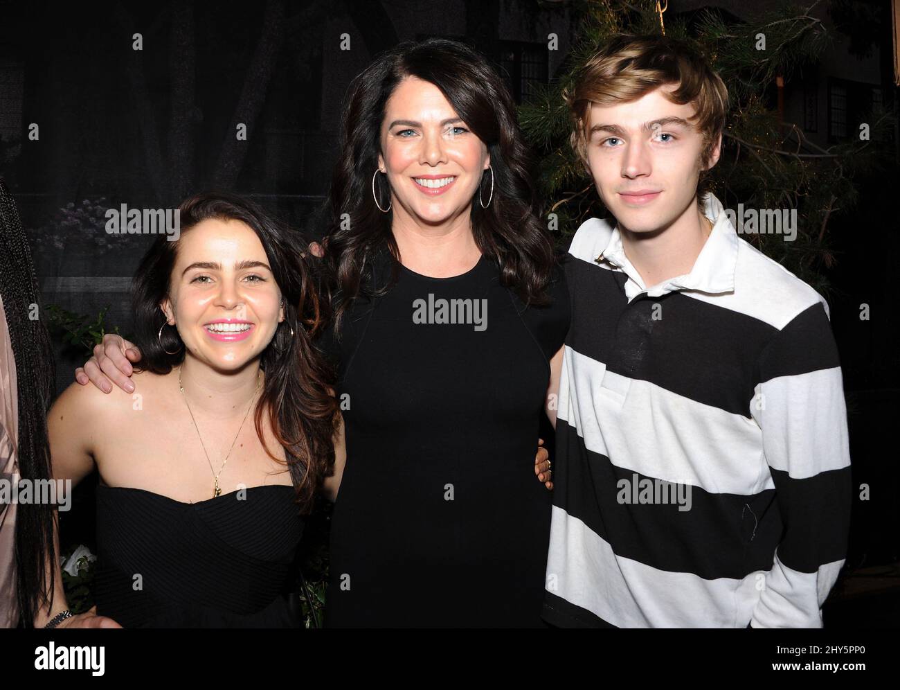 Mae Whitman Parenthood