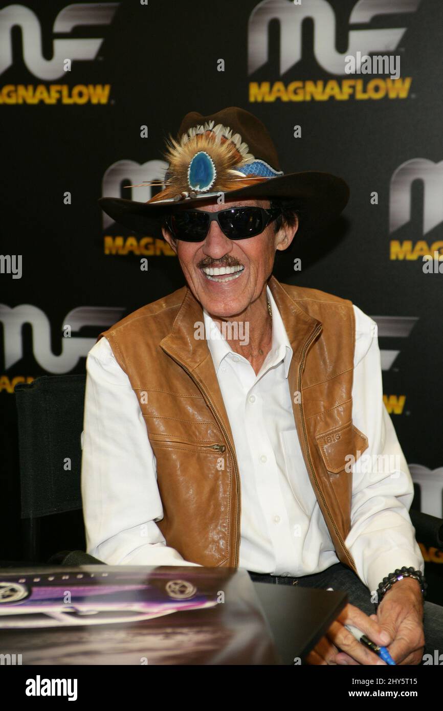 Richard petty hi-res stock photography and images - Alamy