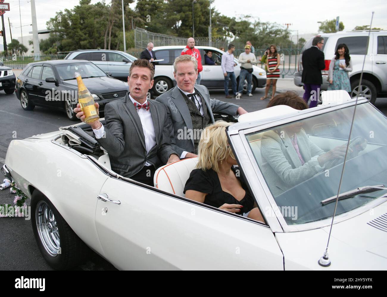 Pamela Anderson, Jack Ryan, Dan Mathews, Chrissie Hynde at the gay ...