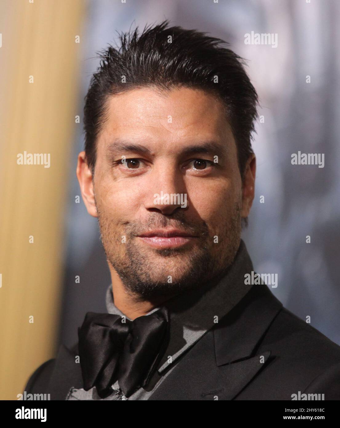 Manu Bennett attending "The Hobbit: The Battle of the Five Armies ...