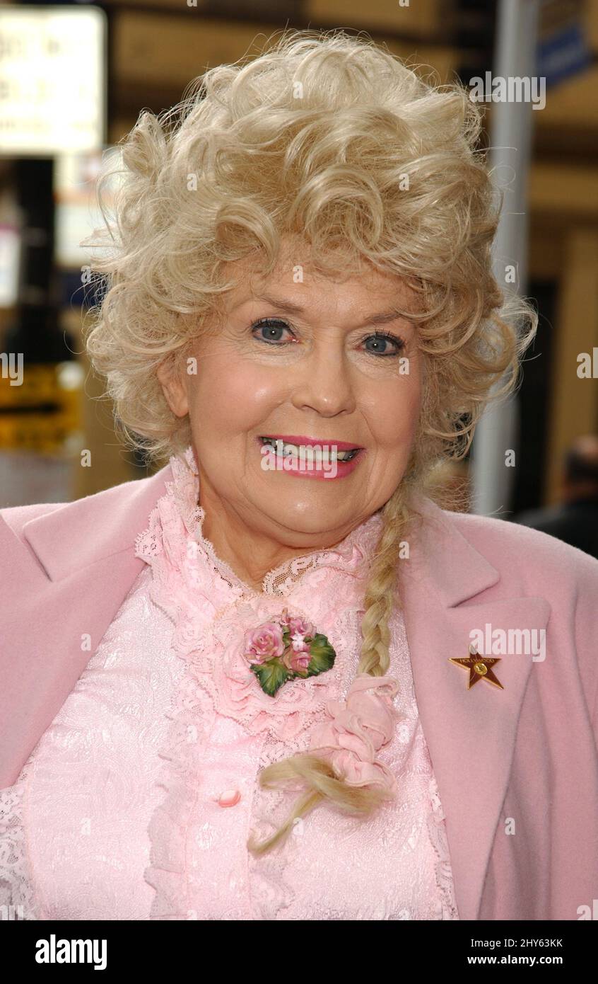 Donna Douglas attending "Banjo Legend Earl Scruggs honored with Star ...