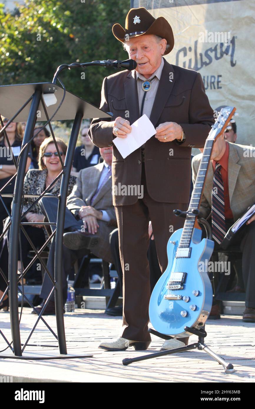 Fame induction ceremony presented by gibson guitar hi-res stock ...