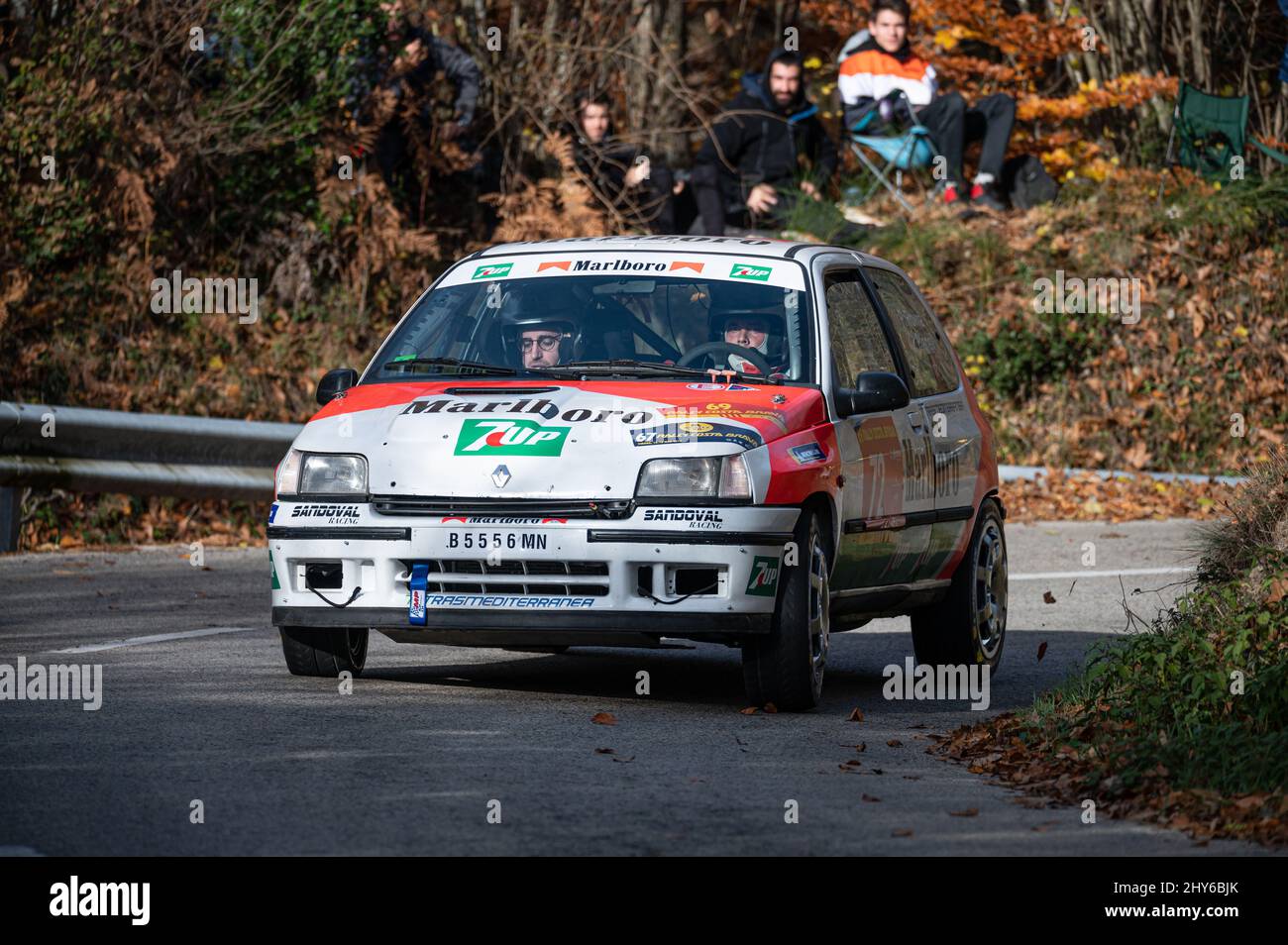 Vintage 69th edition of the Costa Brava rally Renault Clio 16v on a racing road Stock Photo - Alamy